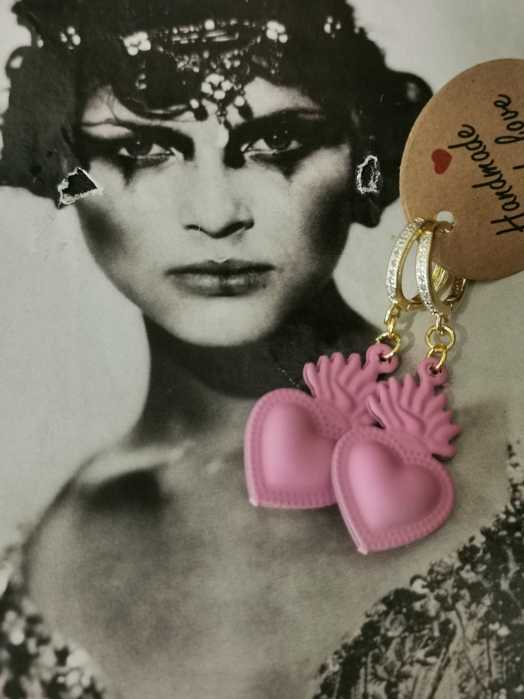 Rosa, Cuore Sacro Colore Rosa Bambola, Orecchini Sacri - Etsy