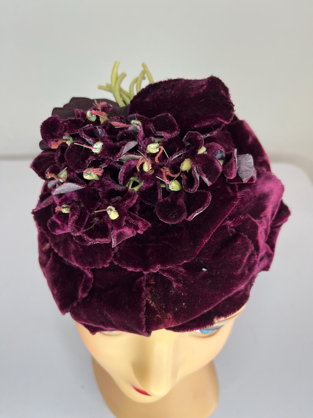 Darkest Posies - Vintage 1930s Burgundy Crimson Silk Velvet Floral ...