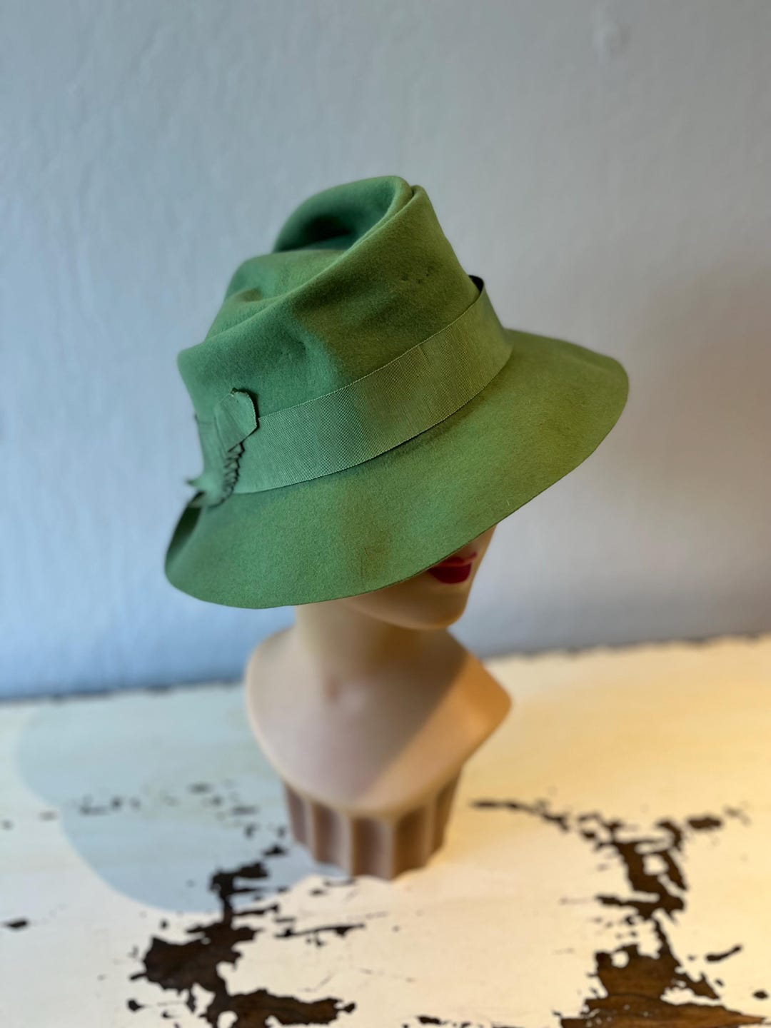 Docking in Lisbon - Vintage 1940s WW2 Fern Green Wool Felt Fedora ...