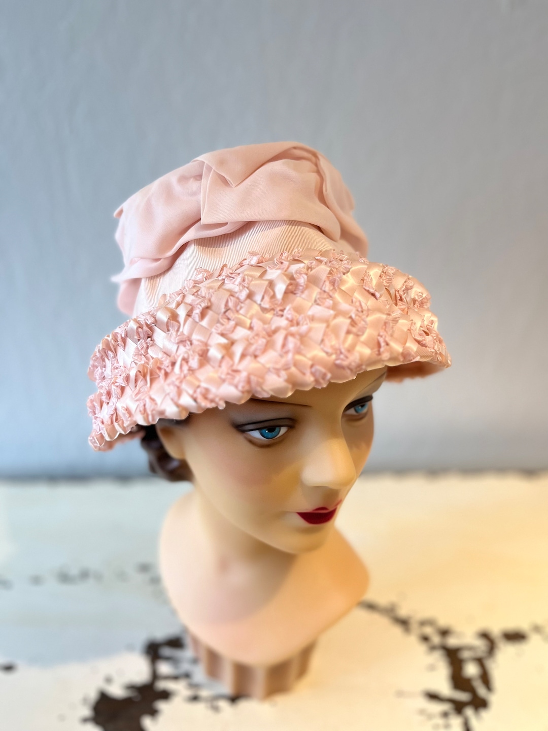 Quick as a Pink Wink Vintage 1950s 1960s Pale Pink Raffia - Etsy