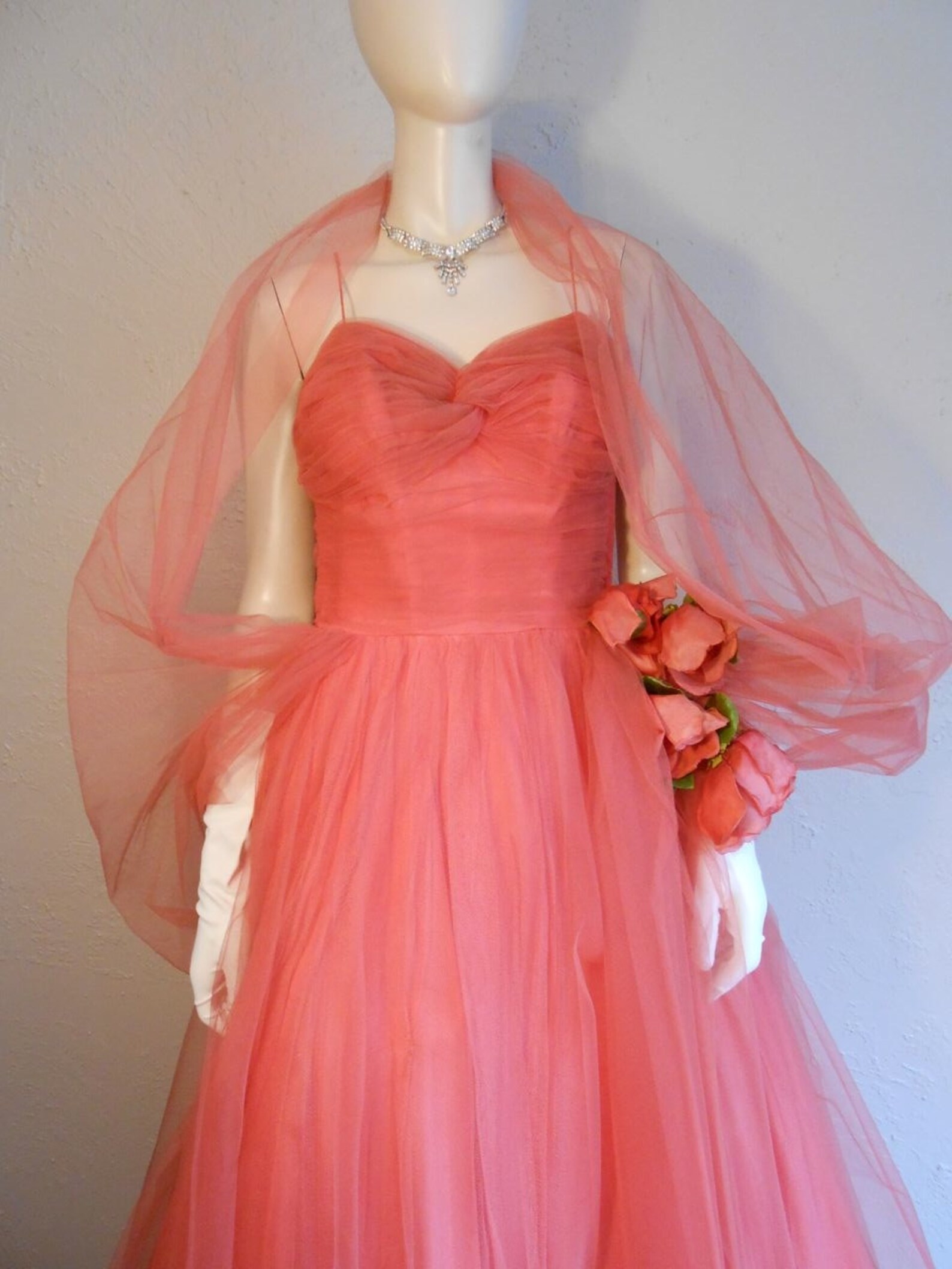 If Suzy Can Wear It Vintage 1950s Deep Rose Pink Netted & - Etsy