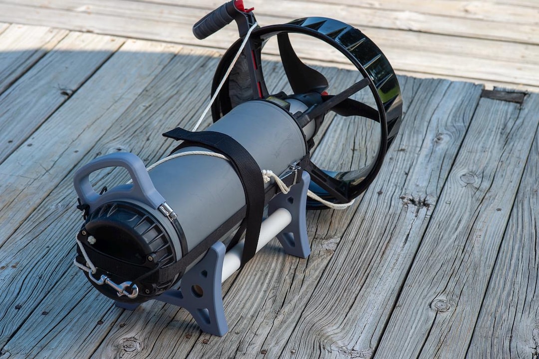 Blacktip DPV Stand - Etsy