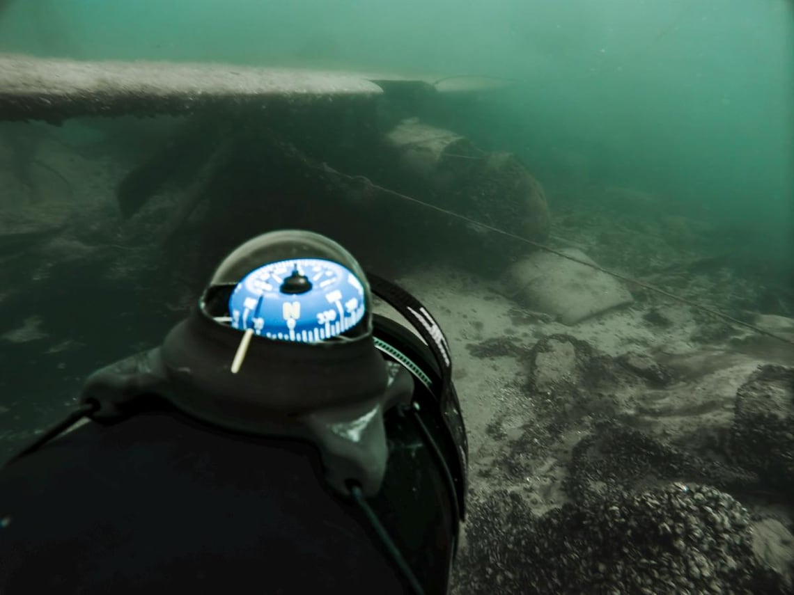 DPV Dive Compass – Glycerin Filled, Underwater Navigation - Etsy