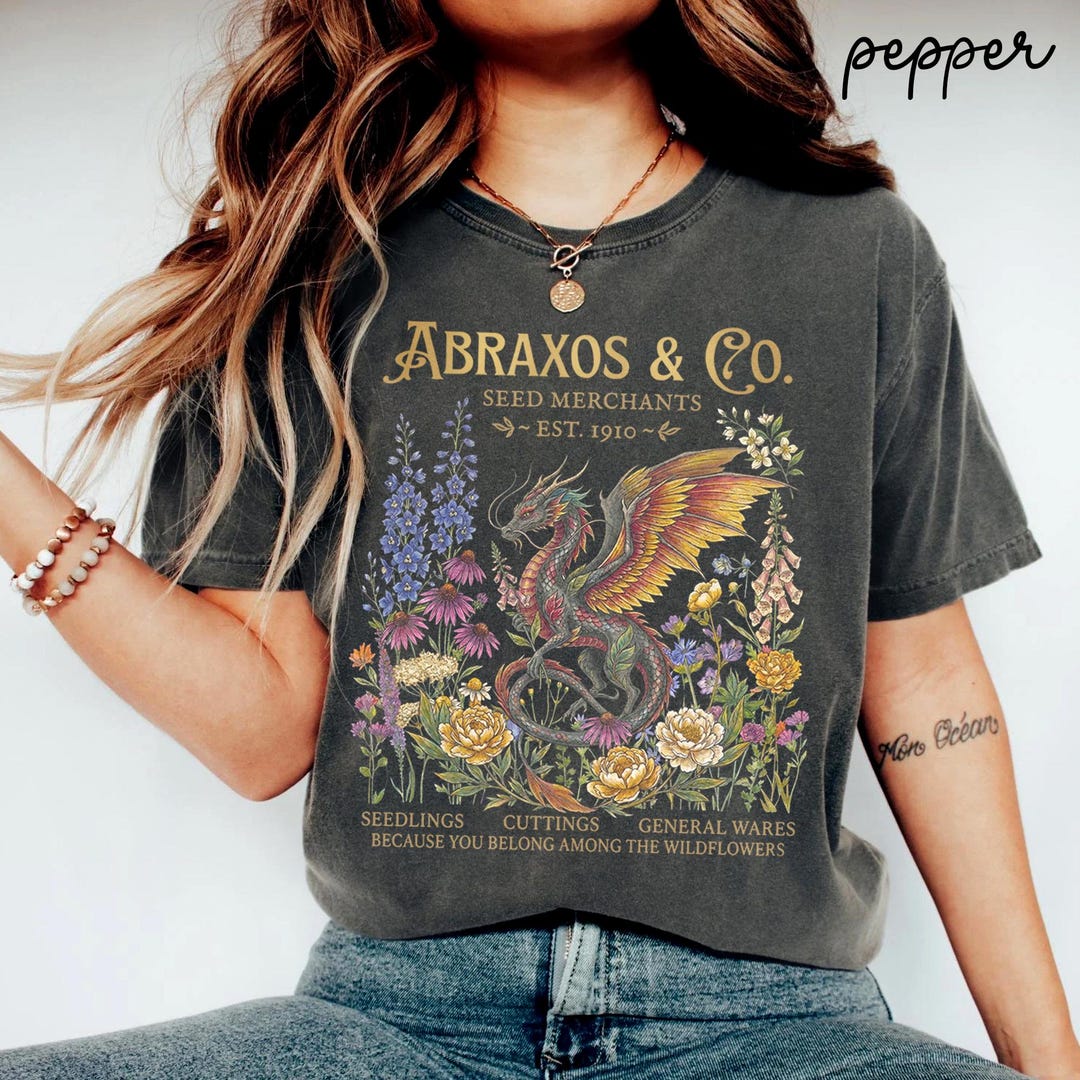 Comfort Color Abraxos Wyvern T-shirt, Manon Blackbeak Throne of Glass ...