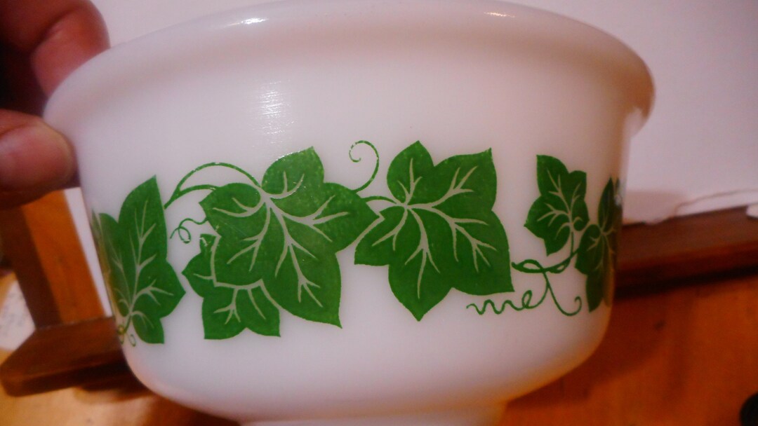 Ivy Bowl, Hazel Atlas Bowl, Ivy Mixing Bowl, Vintage Kitchen Bowl, Old ...