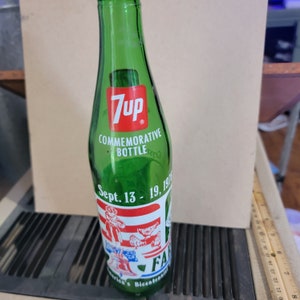 Vintage 7up Farmfest Pop Bottles, Old Seven up Bicentennial Pop Bottles ...