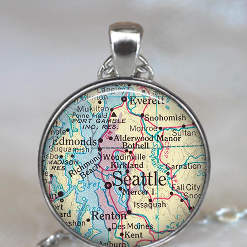 Seattle Necklace - Etsy