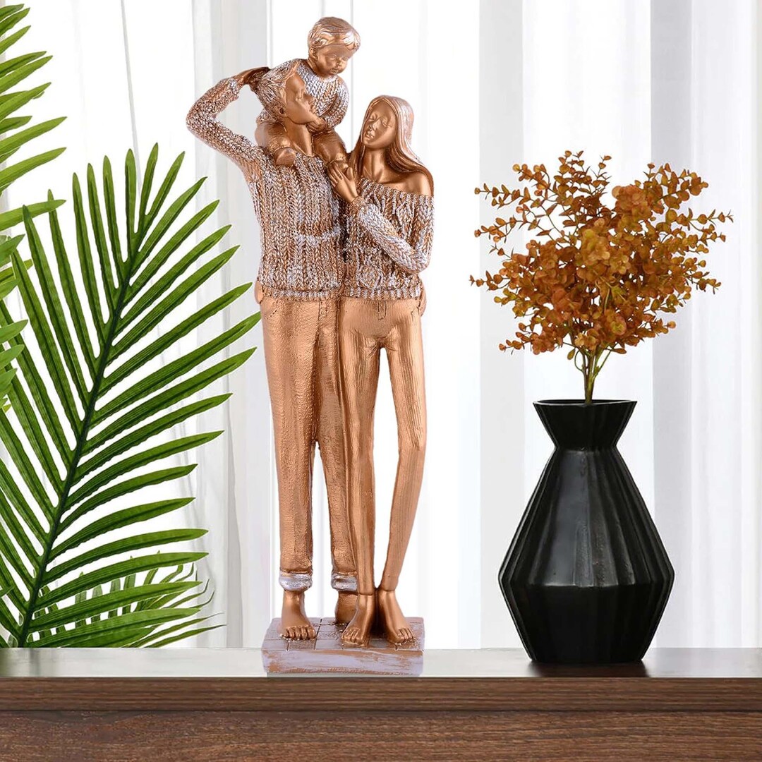 Love Family Couple Showpiece for Home Decor Showpiece & Perfect for ...