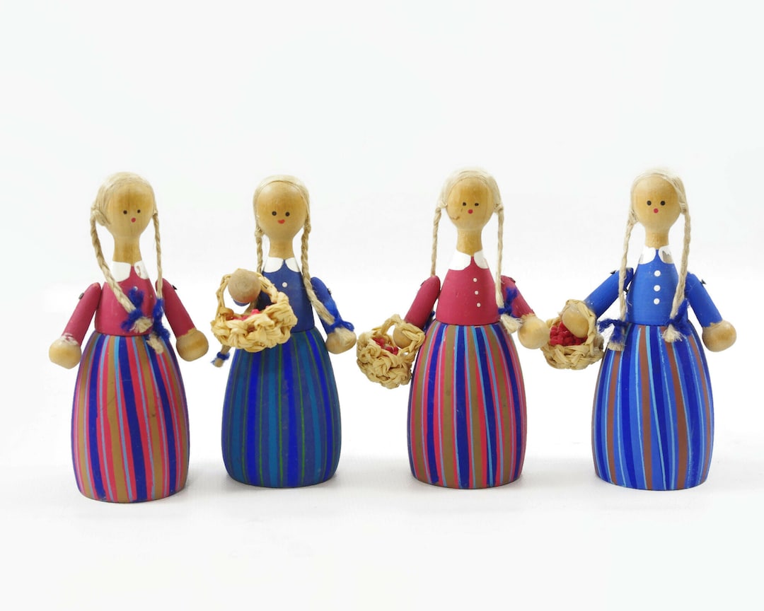 Vintage Swedish Folk Art Wooden Dolls by Susi Lo, Set of 4 - Etsy