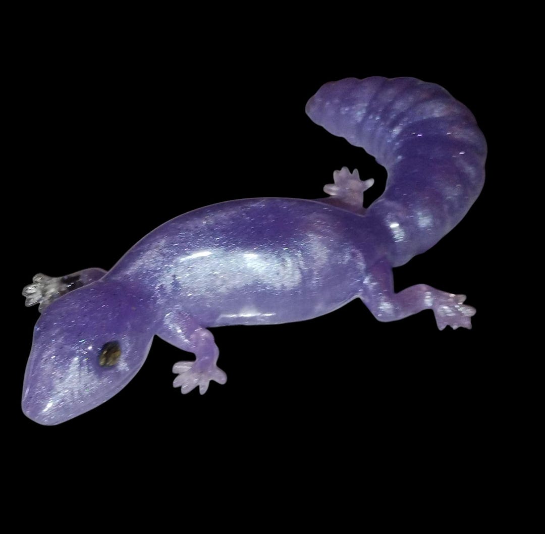 Lavender Resin Leopard Gecko Lizard Figurine Paperweight or Table Decor ...