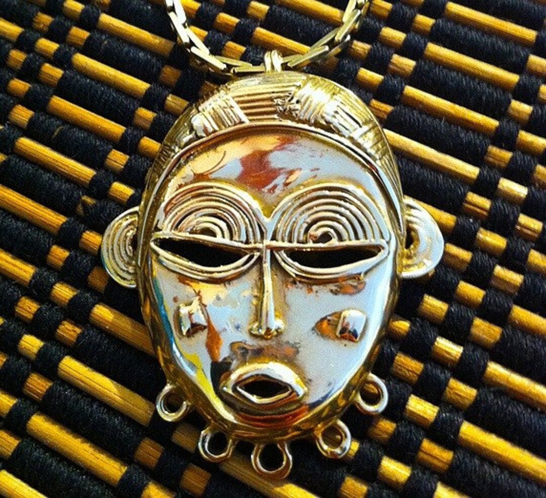 Africa's Glory, Mask Pendant No.3 in 14K SOLID GOLD. - Etsy