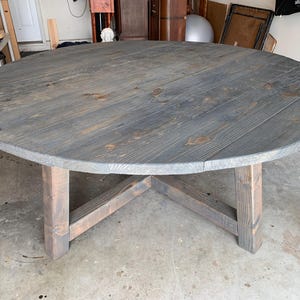 Round Farmhouse Table - Etsy