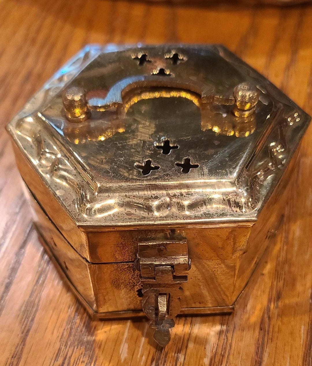 Vintage Brass Cricket Box With Lid, Hinged, Handle, and Front Latch - Etsy