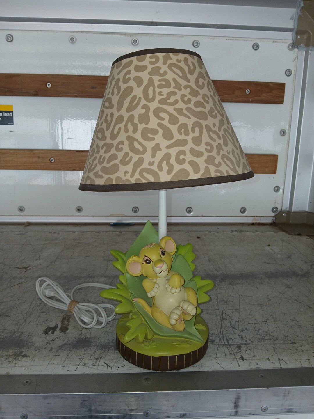DISNEY THE LION King Simba Light up Lamp With Cheetah Print Lamp Shade ...