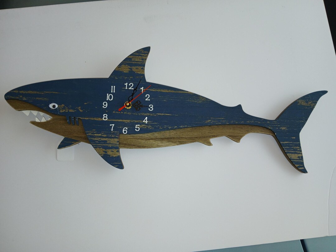 GREAT WHITE SHARK Hanging Wall Clock Aquatic Fish Animal Unique Gift ...