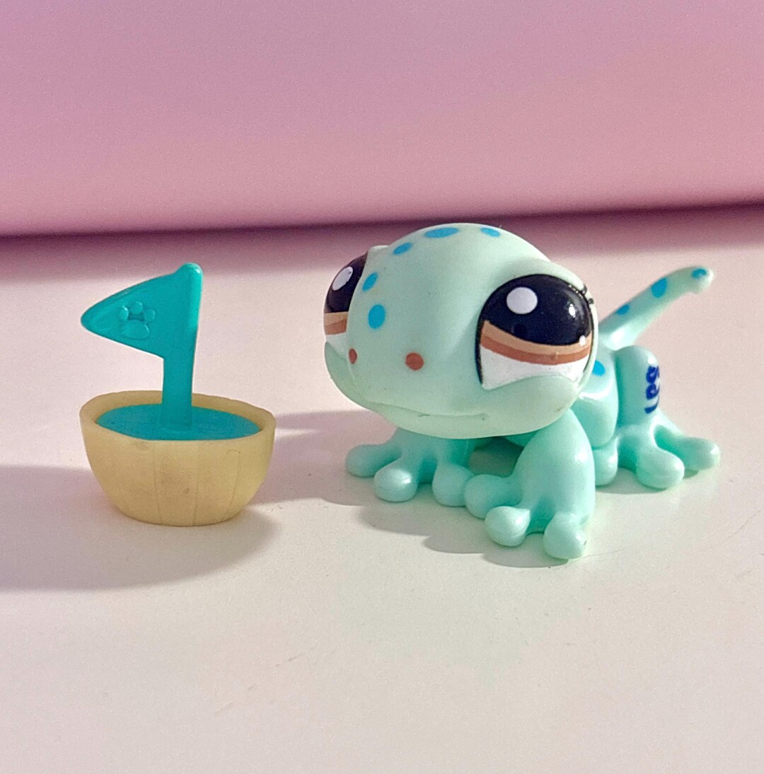 Littlest Pet Shop Gecko Figure LPS #2212 With Accessory - Etsy
