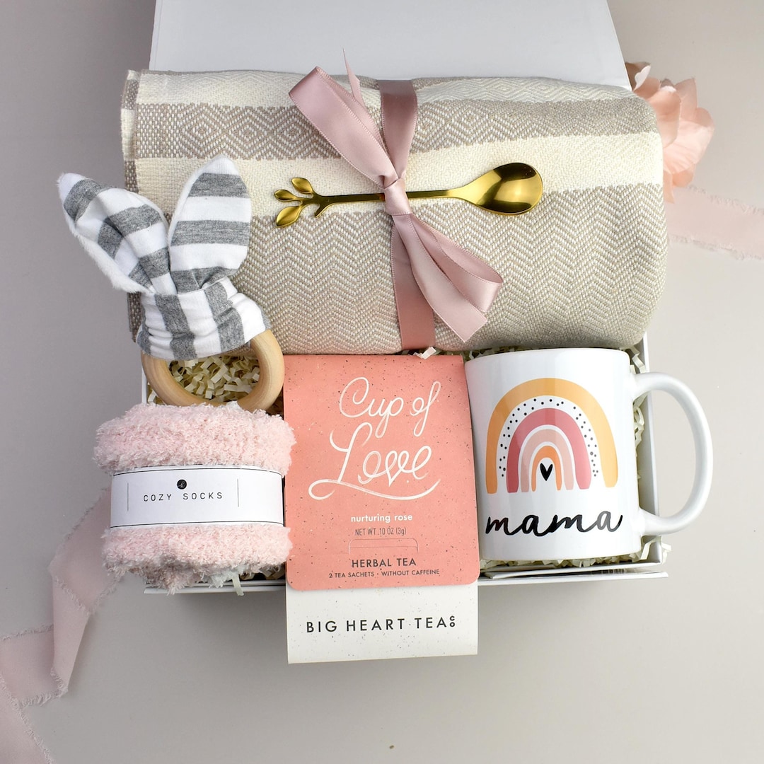 New Mom Gift, Baby Shower Gift, Expectant Mom, New Mom Gift Basket, Spa ...