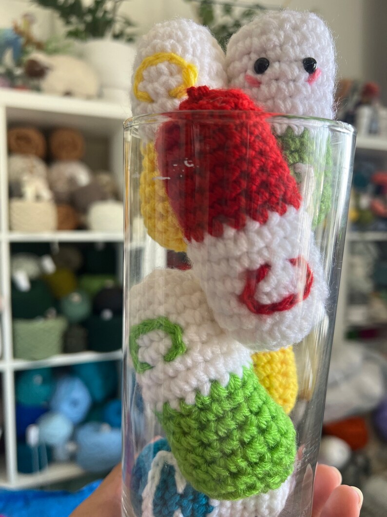 Chill Pills | Amigurumi - Etsy