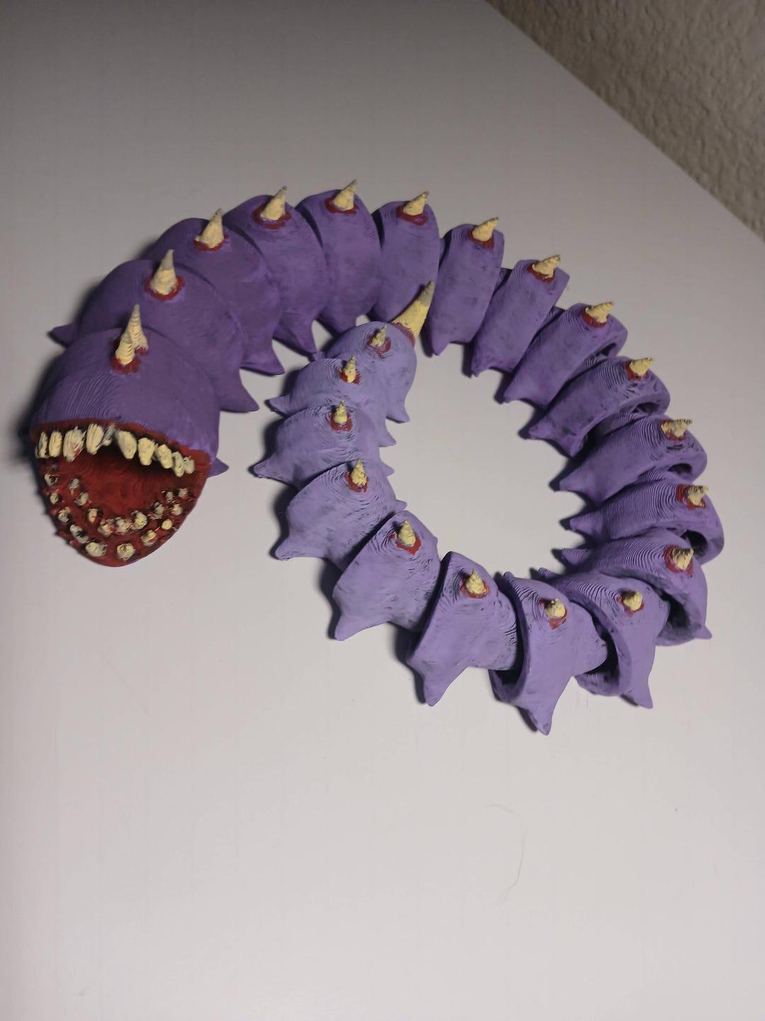 Giant Articulated Purple Earthworm. 3D Printed + Hand Painted - Etsy
