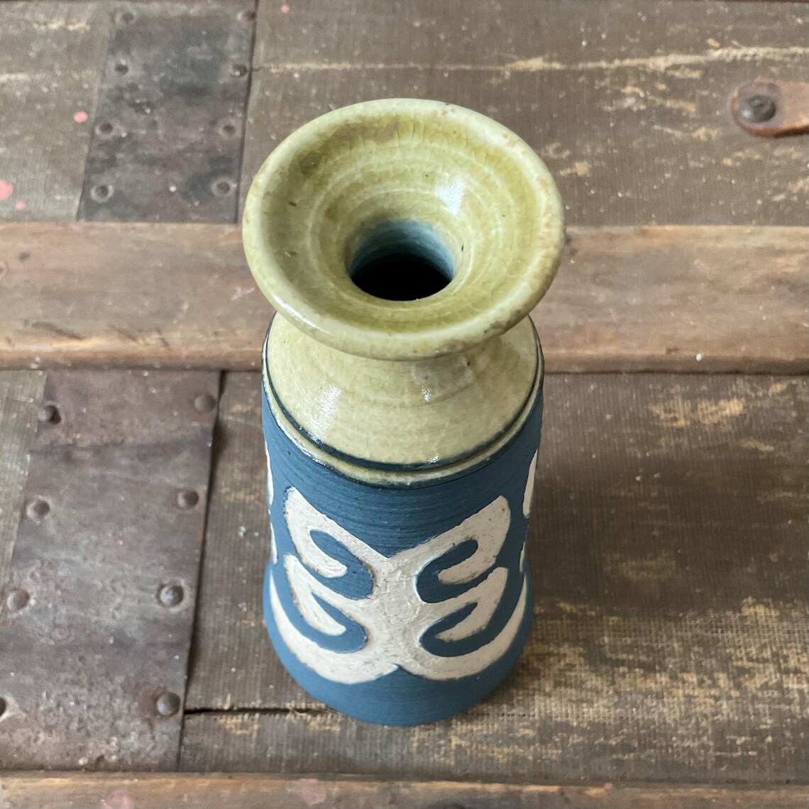 Vintage York Hill Pottery Vase, Elizabeth Saslaw Mishima Scrollwork - Etsy
