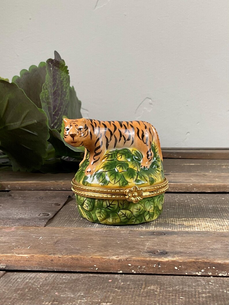 Limoges Style, Hinged Porcelain Tiger Trinket Box, Ring Storage ...