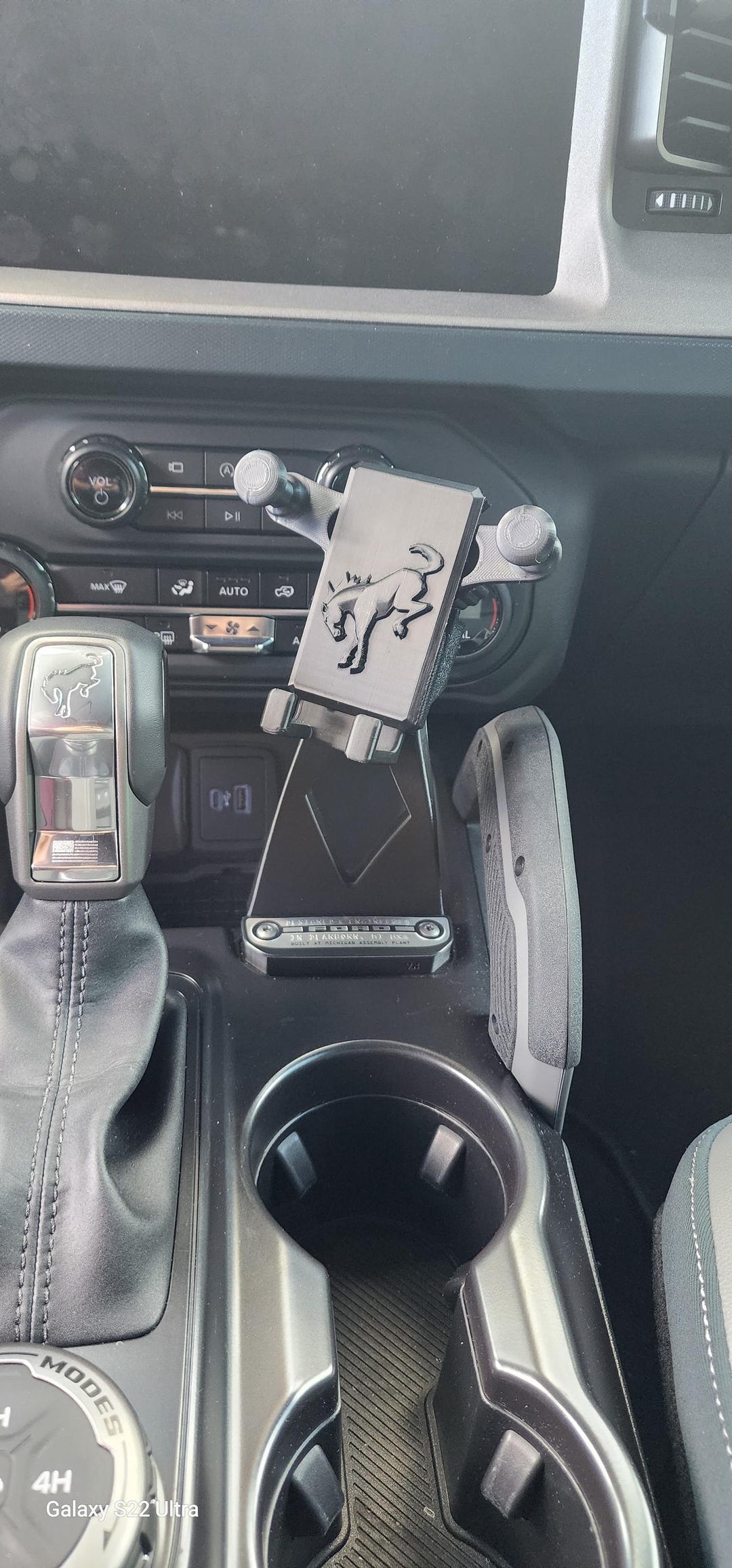 Ford Bronco Phone Mount: 3D Printed, 2021-2025 (automatic Transmission ...