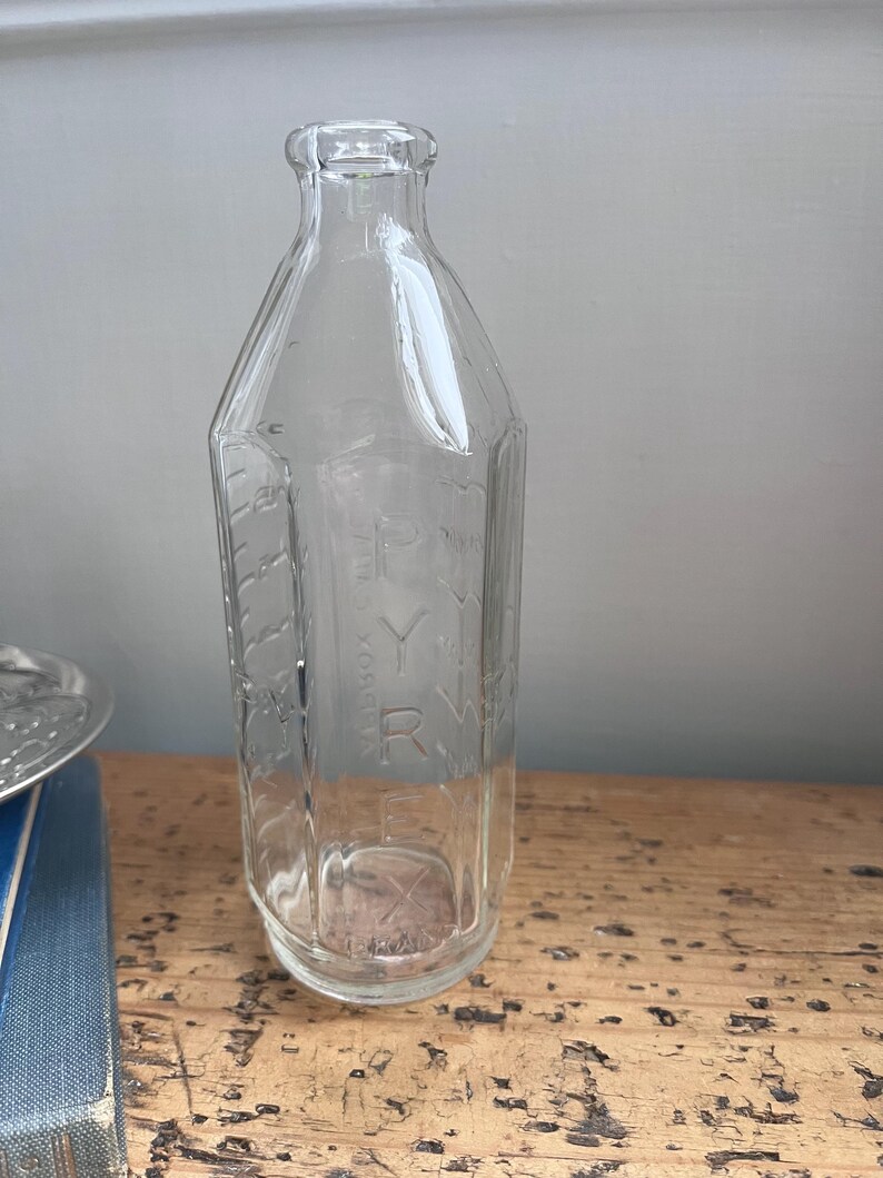 PYREX Vintage Glass Baby Bottle - Etsy
