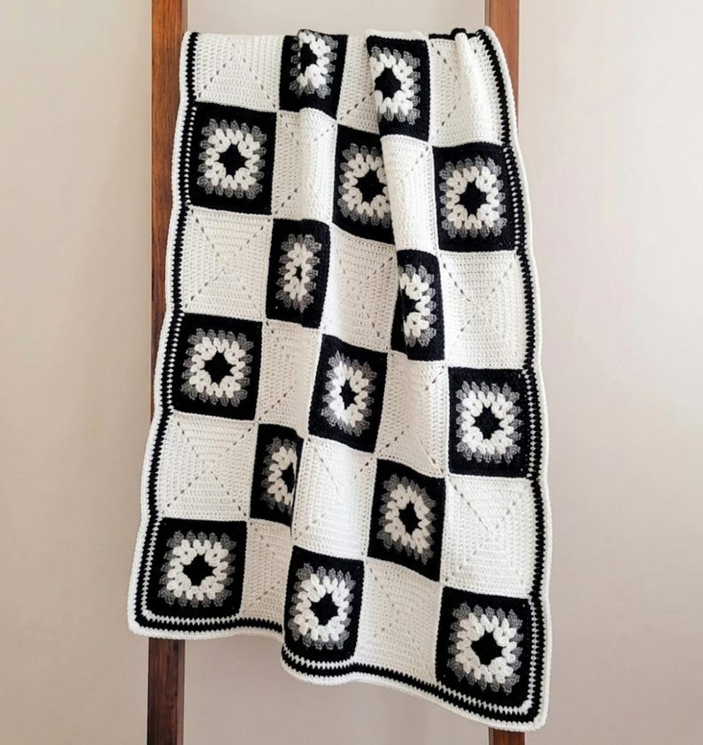 CROCHET PATTERN, Monochrome Checked Granny Square Blanket (PDF Download ...