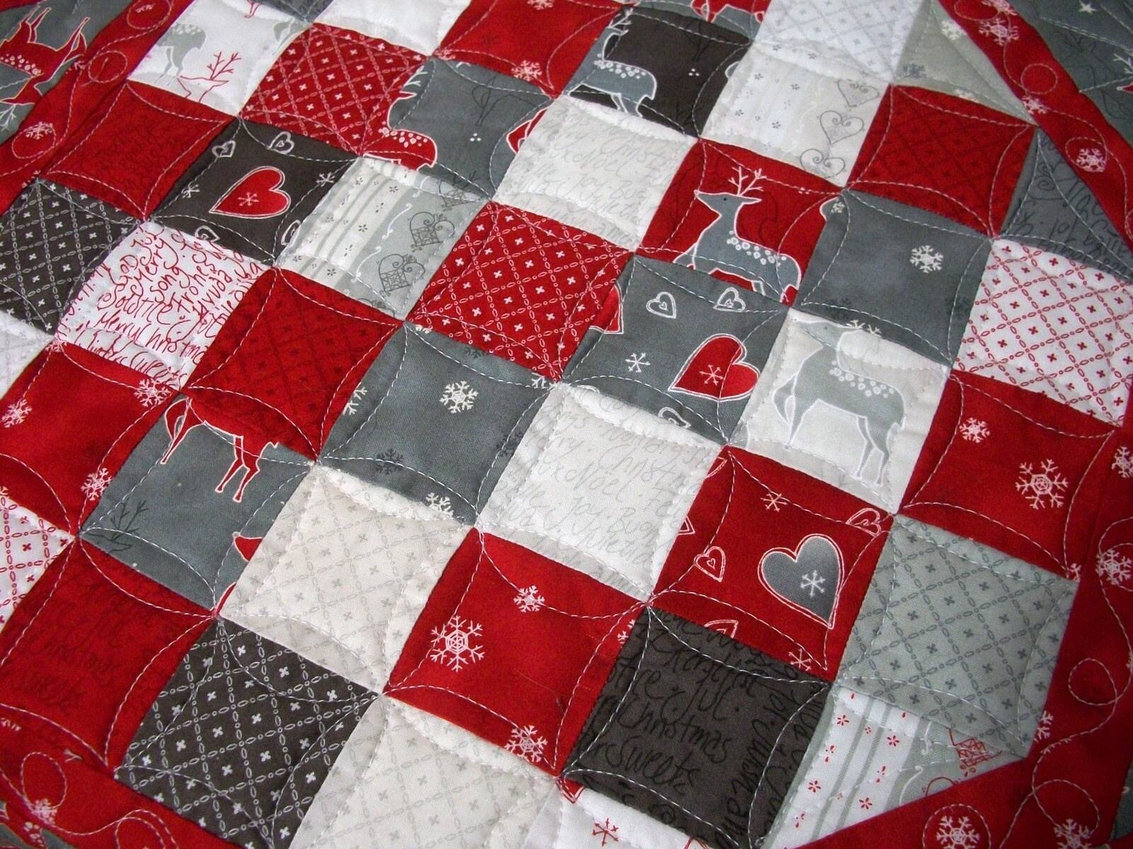 Christmas Table Topper Quilted Runner Octagonal Reindeer - Etsy