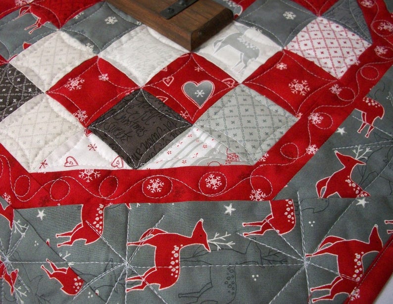Christmas Table Topper Quilted Runner Octagonal Reindeer - Etsy