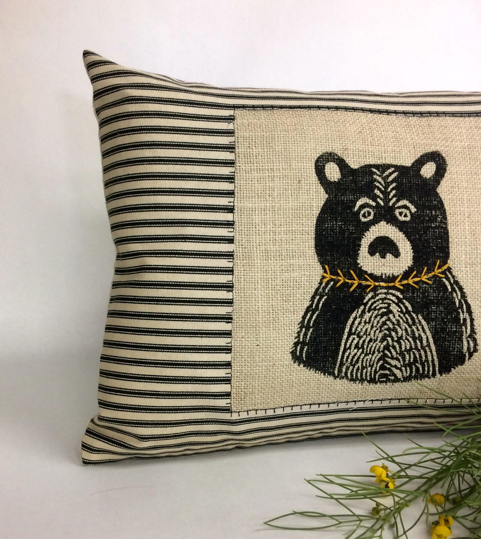 Bear Throw Pillow // Black Bear Throw Pillow // Animal Throw - Etsy