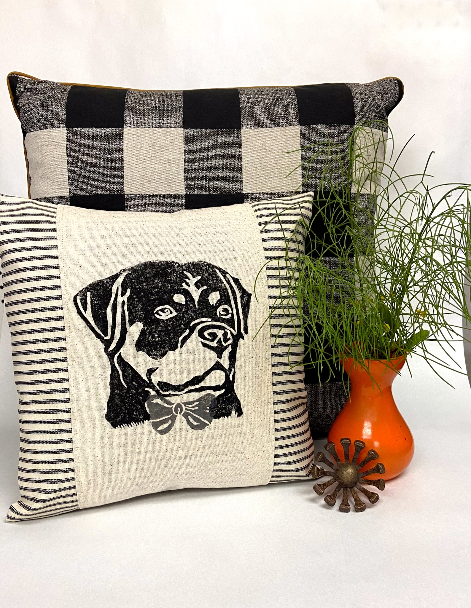 Rottweiler Block Print Decorative Pillow / Rottie Decorative - Etsy