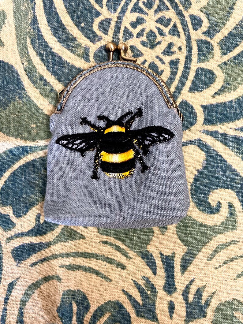 Hand Crafted Coin Purse/ Bee Insect Coin Purse / Gifts for Her | Etsy