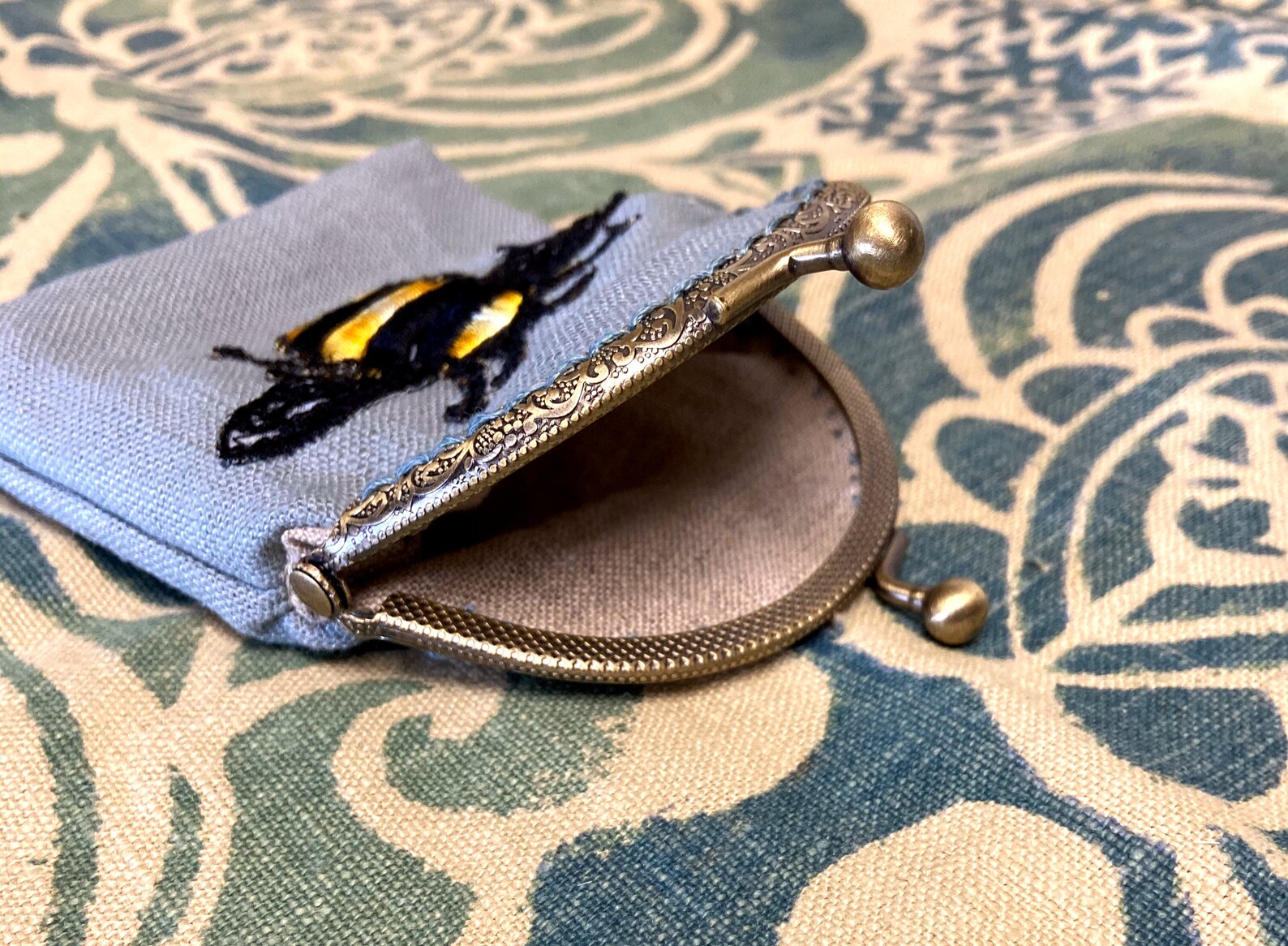 Hand Crafted Coin Purse/ Bee Insect Coin Purse / Gifts for Her Lady Bug ...