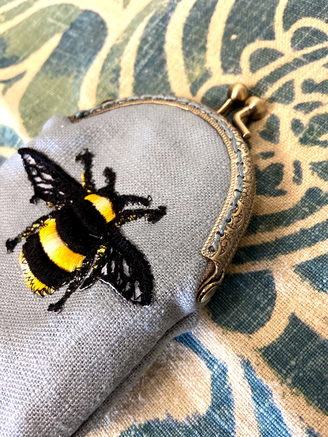 Hand Crafted Coin Purse/ Bee Insect Coin Purse / Gifts for Her | Etsy