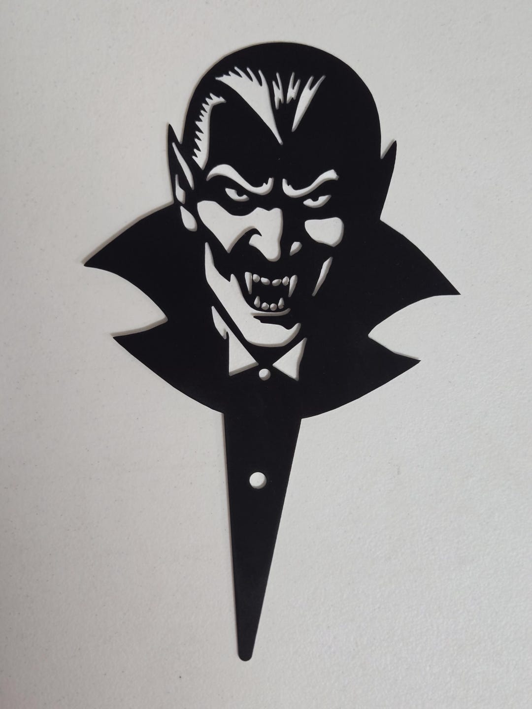 Dracula Metal Plant Stake – 6" Vampire Garden Decor, Halloween Plant ...