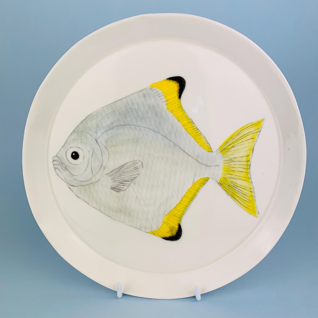 Casa Adams Australian Made Hand Painted Diamond Fish Dinner Plate 24cm ...