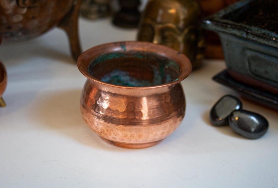 Vintage French Tiny Hammered Copper Cauldron (alchemy, Incense, Wicca ...