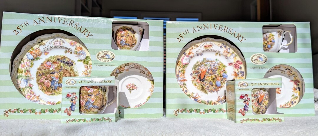 Royal Doulton Brambly Hedge Lord and Lady Woodmouse 25th Anniversary ...