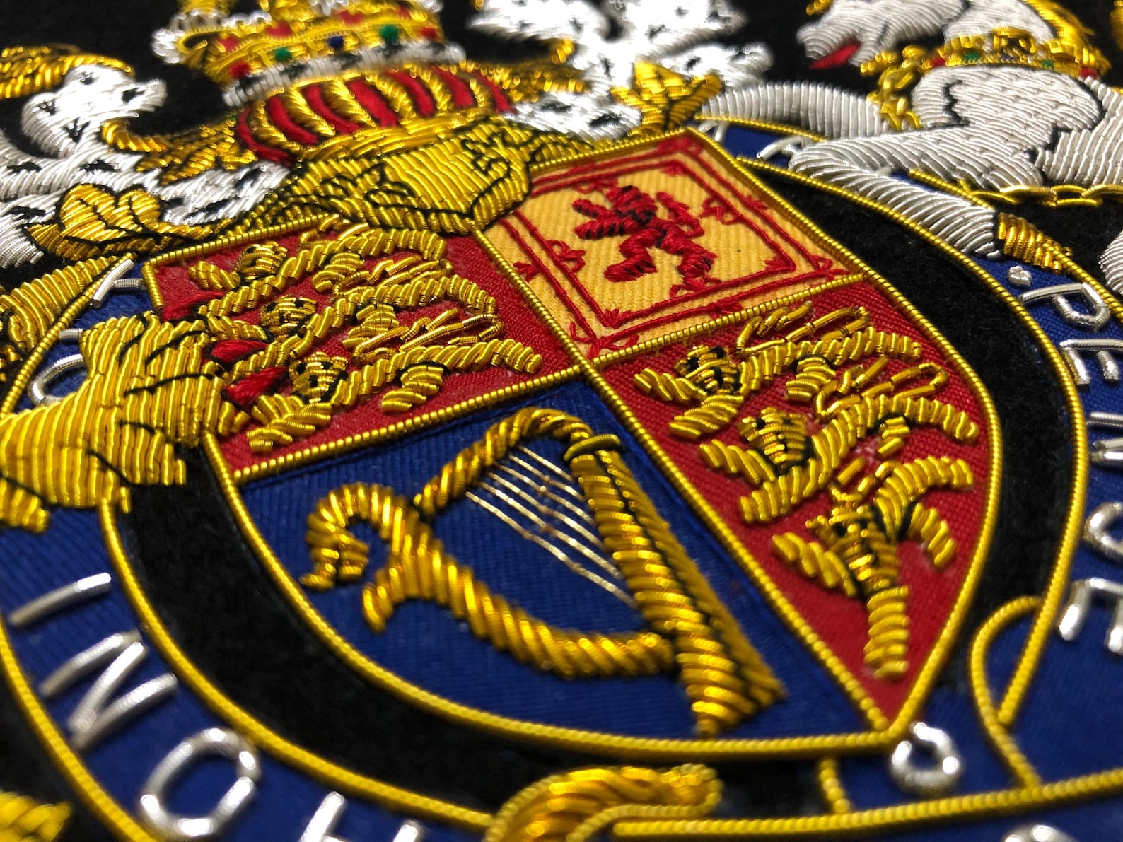 Custom Hand Embroidered Family Crest, Bullion & Wire Coat of Arms - Etsy