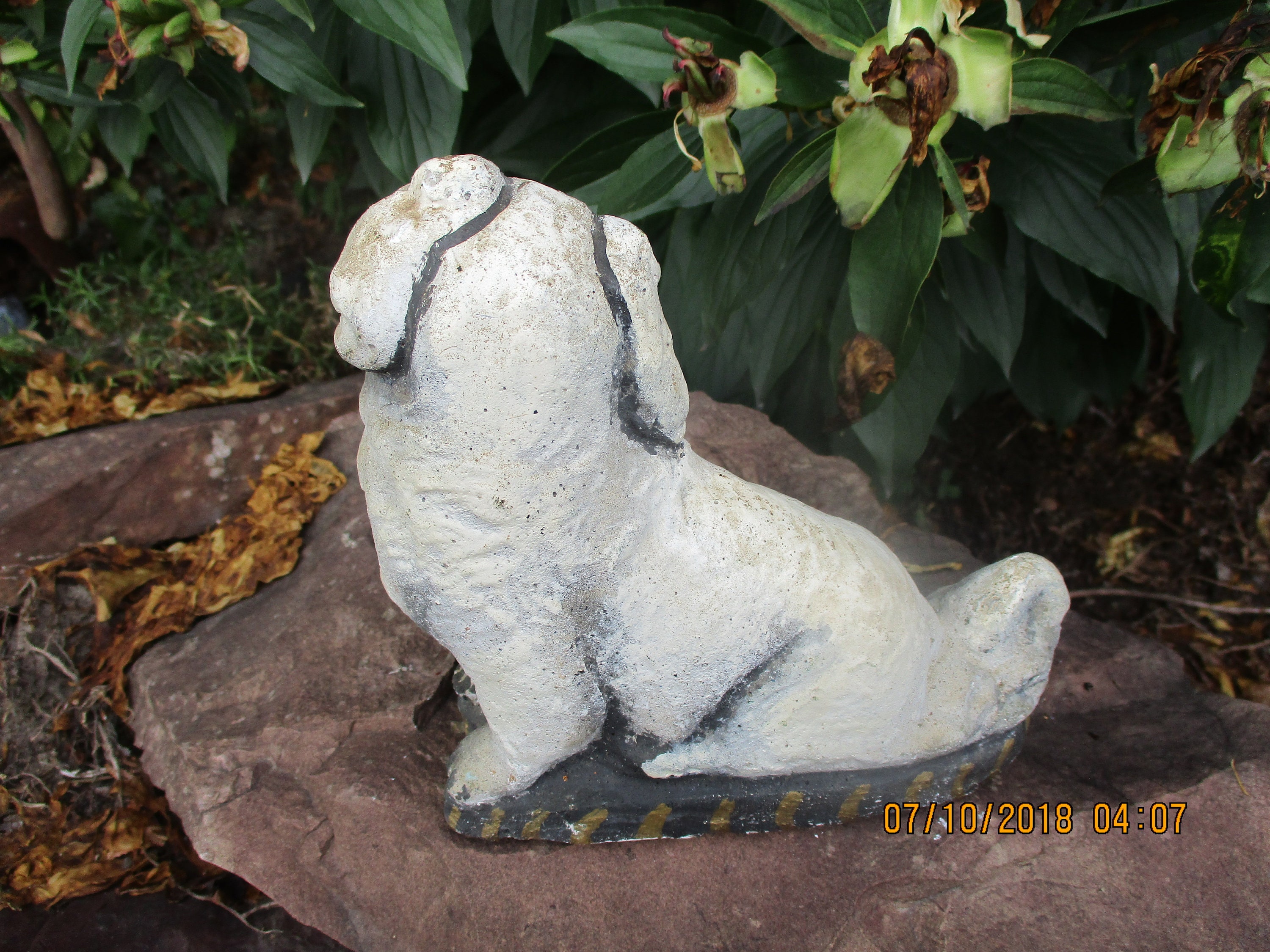 Vintage Cast Plaster Spaniel Dog Statue Old Plaster English Spaniel Dog ...