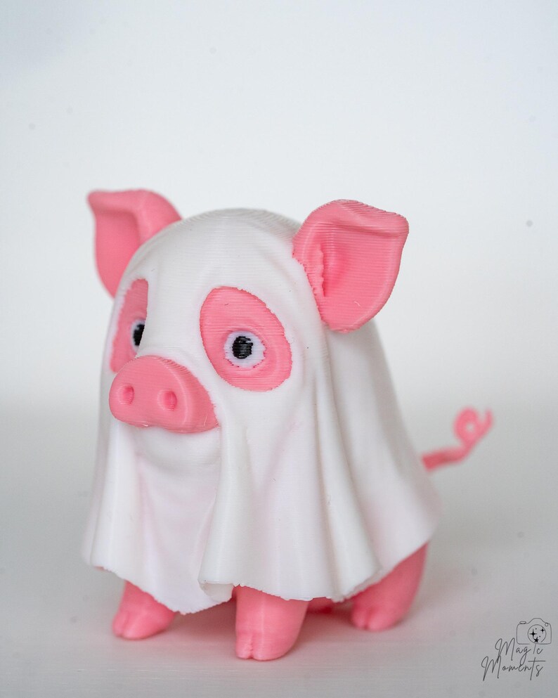 3D Printed Ghost Pig Figurine: Spooky Halloween Decor - Etsy