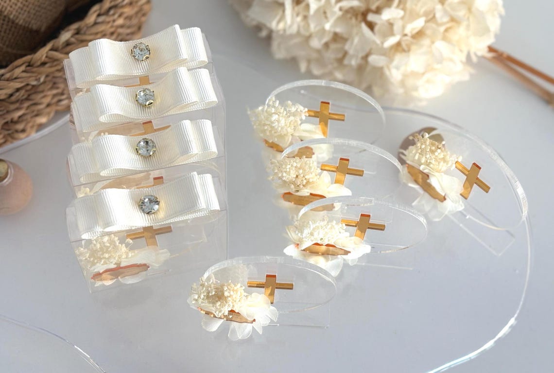 Custom Gold Cross Keepsakes for Baptism & First Holy Communion - Etsy