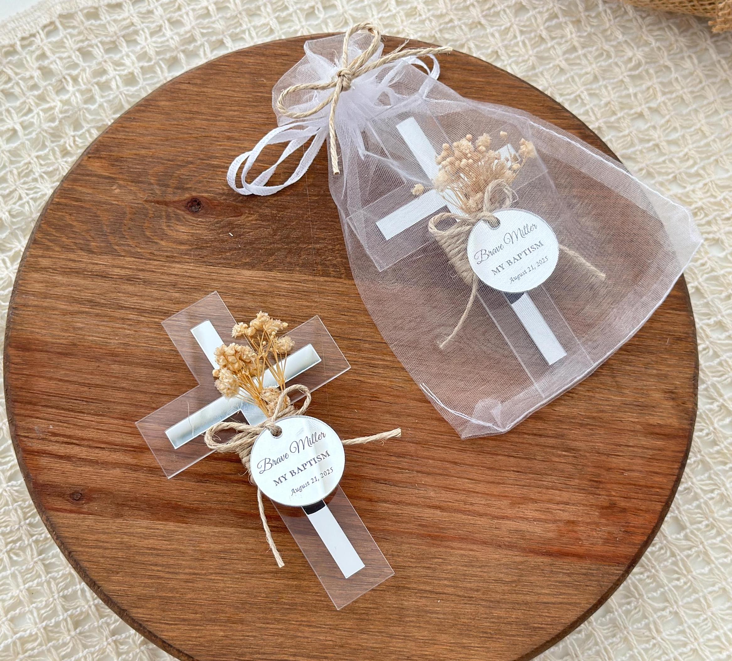 Personalized Plexiglass Cross Magnet Favors Baptism, First Communion ...