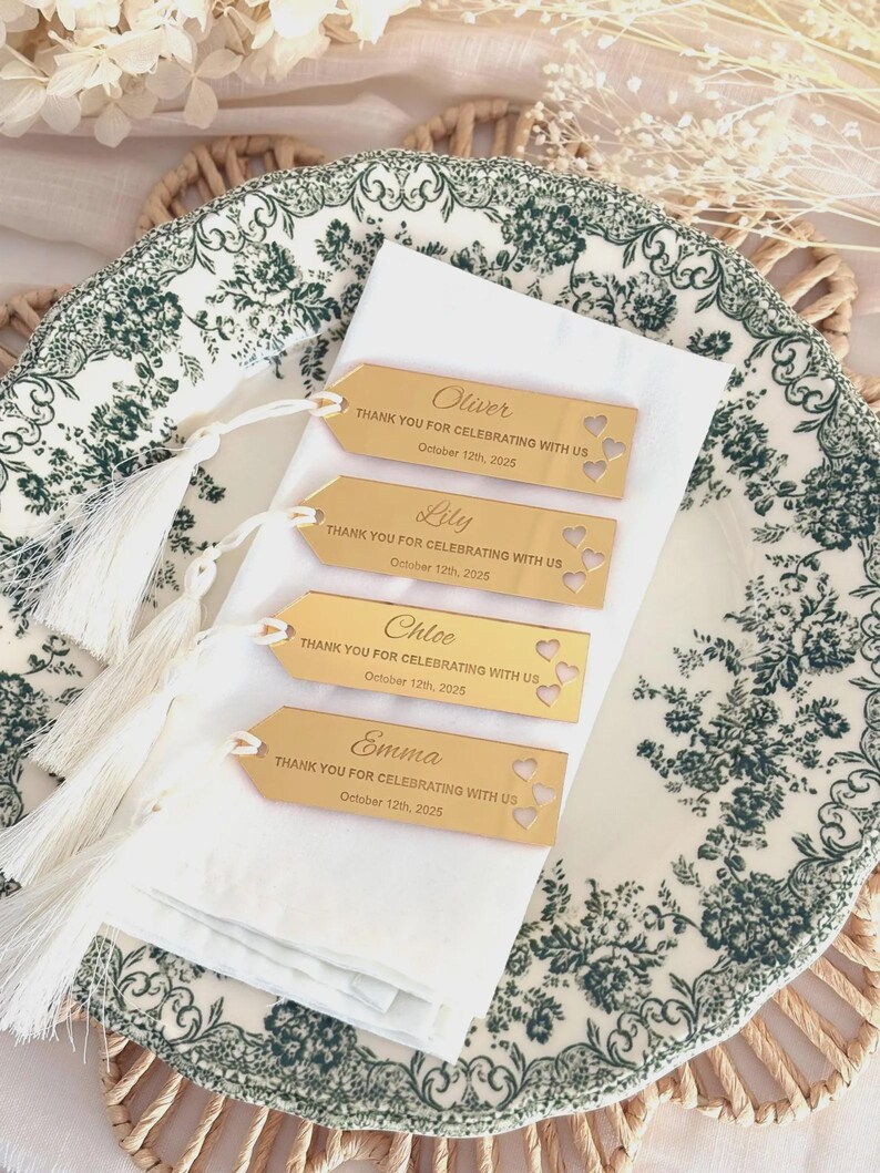 Personalized Wooden Place Cards – Wedding Name Tags, Table Seating ...