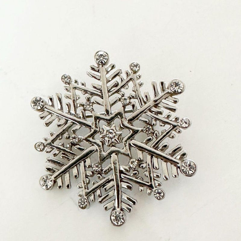 Snowflake Brooch Pin - Etsy