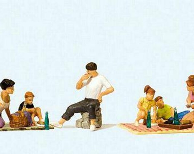 Preiser 10617 HO Scale Picnic Figures W/accessories -- Pkg(6) - Etsy