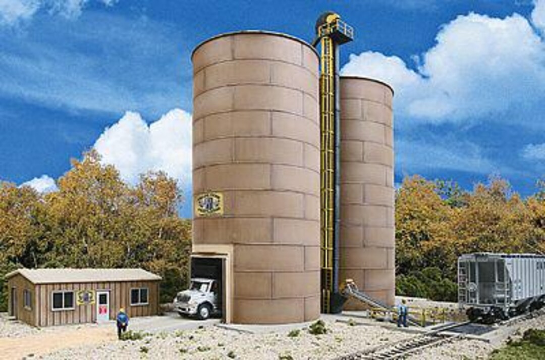 Walthers Cornerstone 933-4036 HO Scale Rail-to-road Aggregate Transfer ...