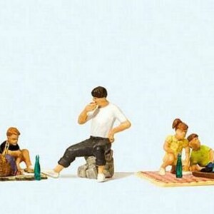 Preiser 10617 HO Scale Picnic Figures W/accessories Pkg6 - Etsy