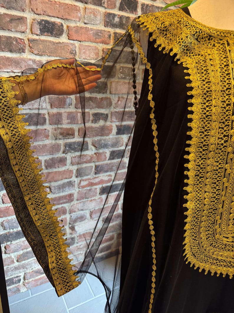 Iraqi Hashmi Thobe Dress – Black With Gold Embroidery, Women’s ...